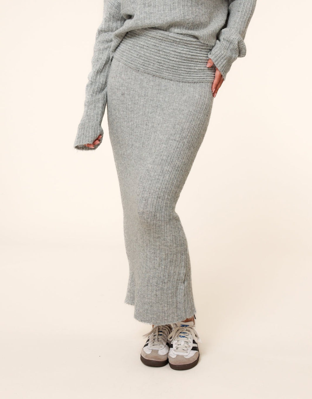 Grijze Stevige Gebreide Maxi - Rok | Olivia & Kate - Grijs / M - Olivia ...